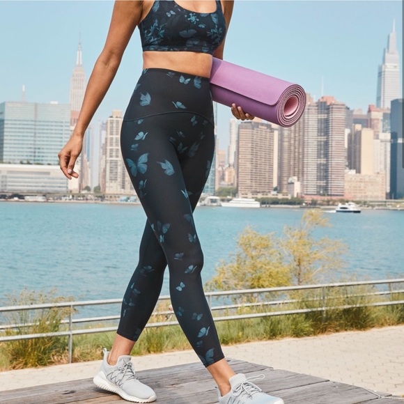 SPANX | Pants & Jumpsuits | Spanx Nwt Booty Boost 78th Collection ...